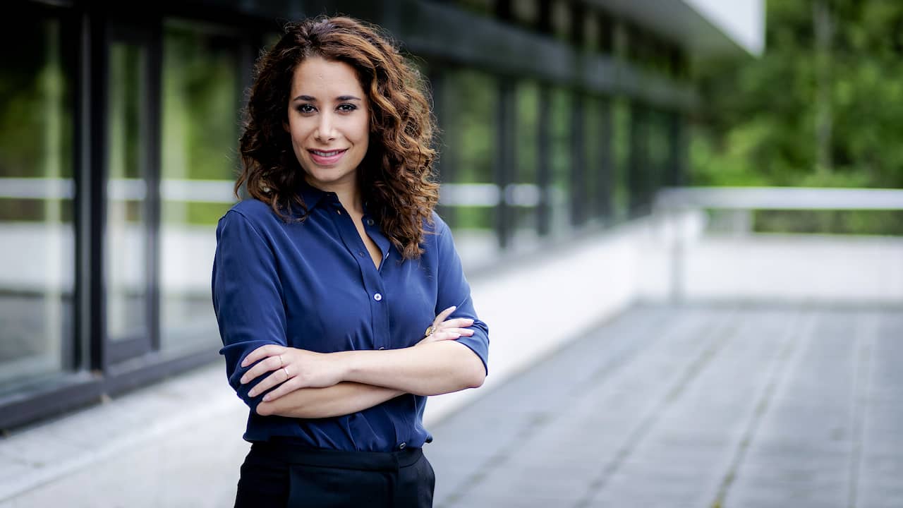 Saïda Maggé presenteert dit jaar de koningsdaguitzending van de NOS ...