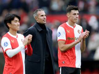 Zoon van Van Persie (18) scoort bij oefennederlaag Feyenoord tegen ...