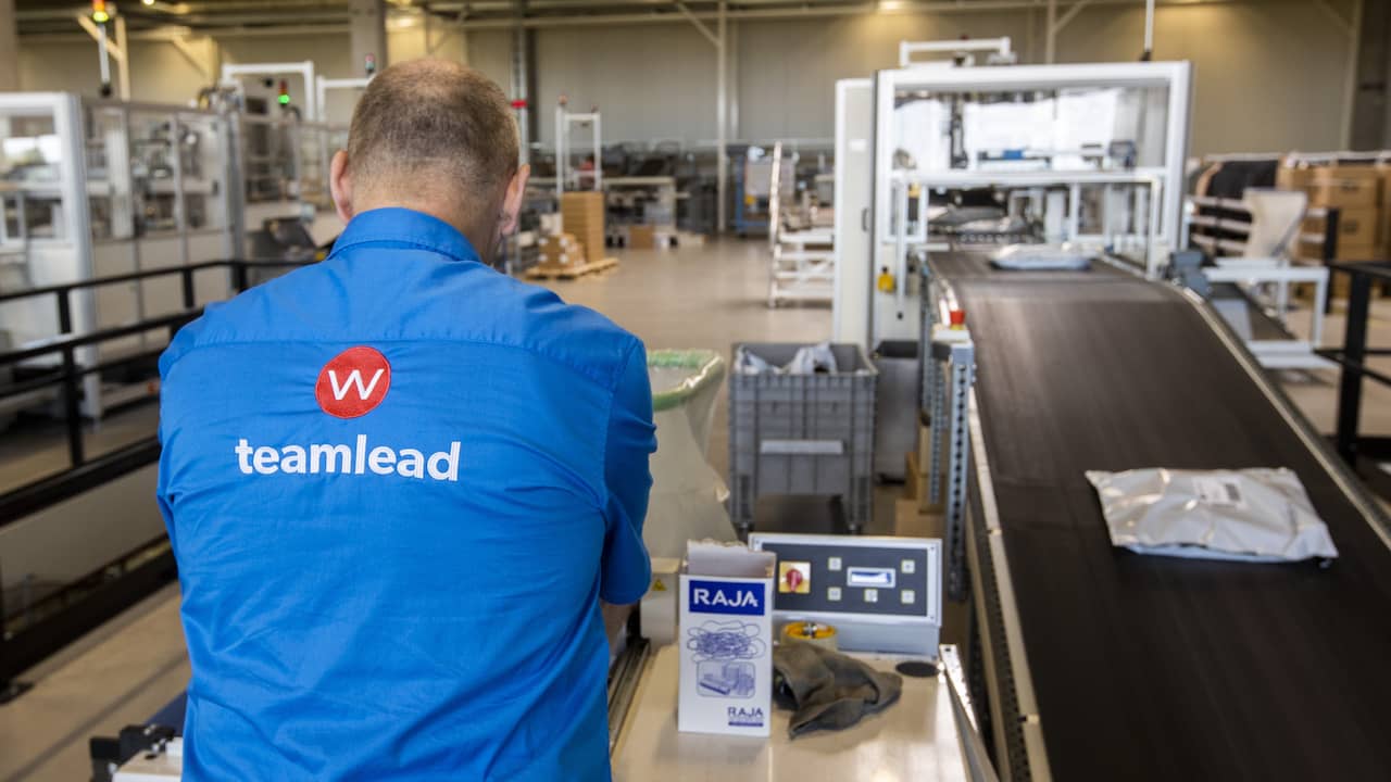 Fors minder retouren bij Wehkamp doordat klanten ervoor moeten betalen ...