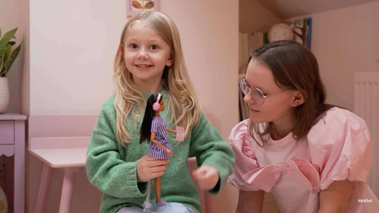 Barbie-fabrikant brengt pop met autisme uit | Economie | NU.nl