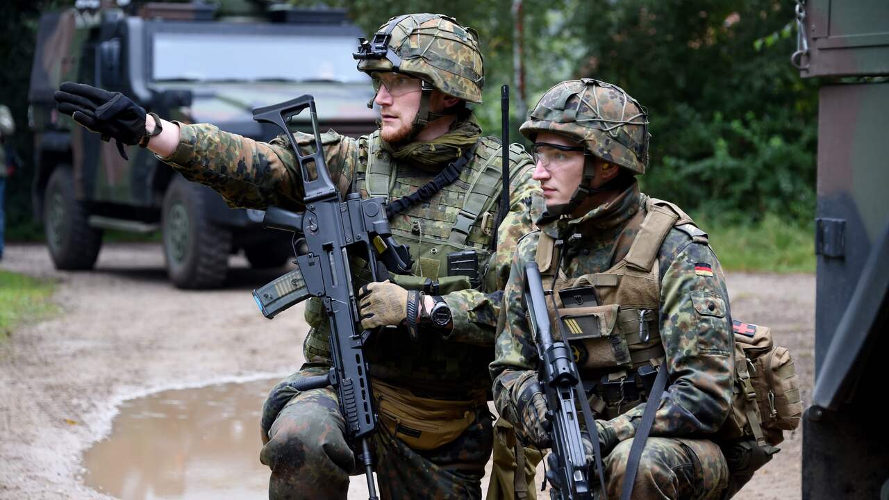 'Duitse leger wil gaan screenen op extremisten' | Terrorisme in Europa ...