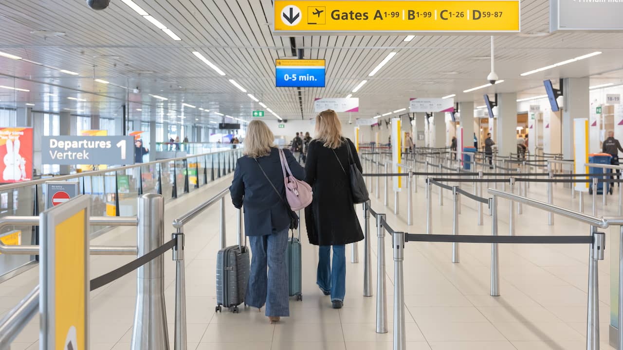 Controle boardingpass op Schiphol nog steeds niet waterdicht na ...