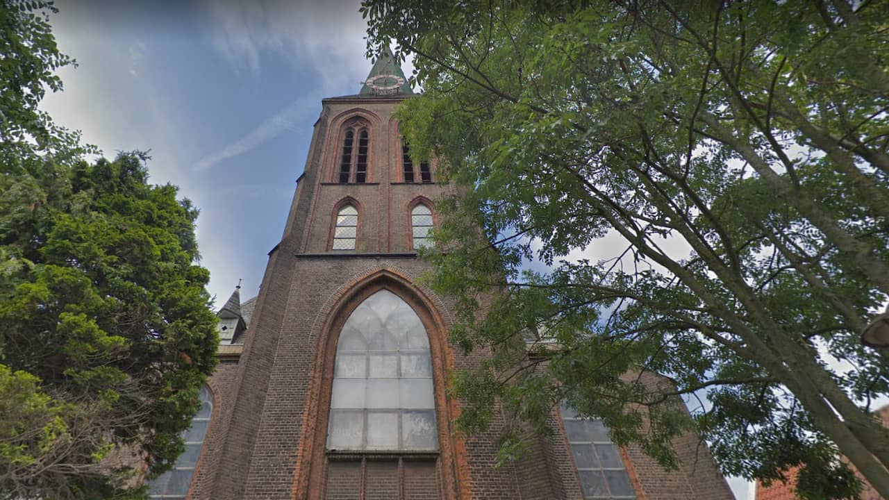 Krakers Augustinuskerk in Noord spannen kort geding aan tegen ...