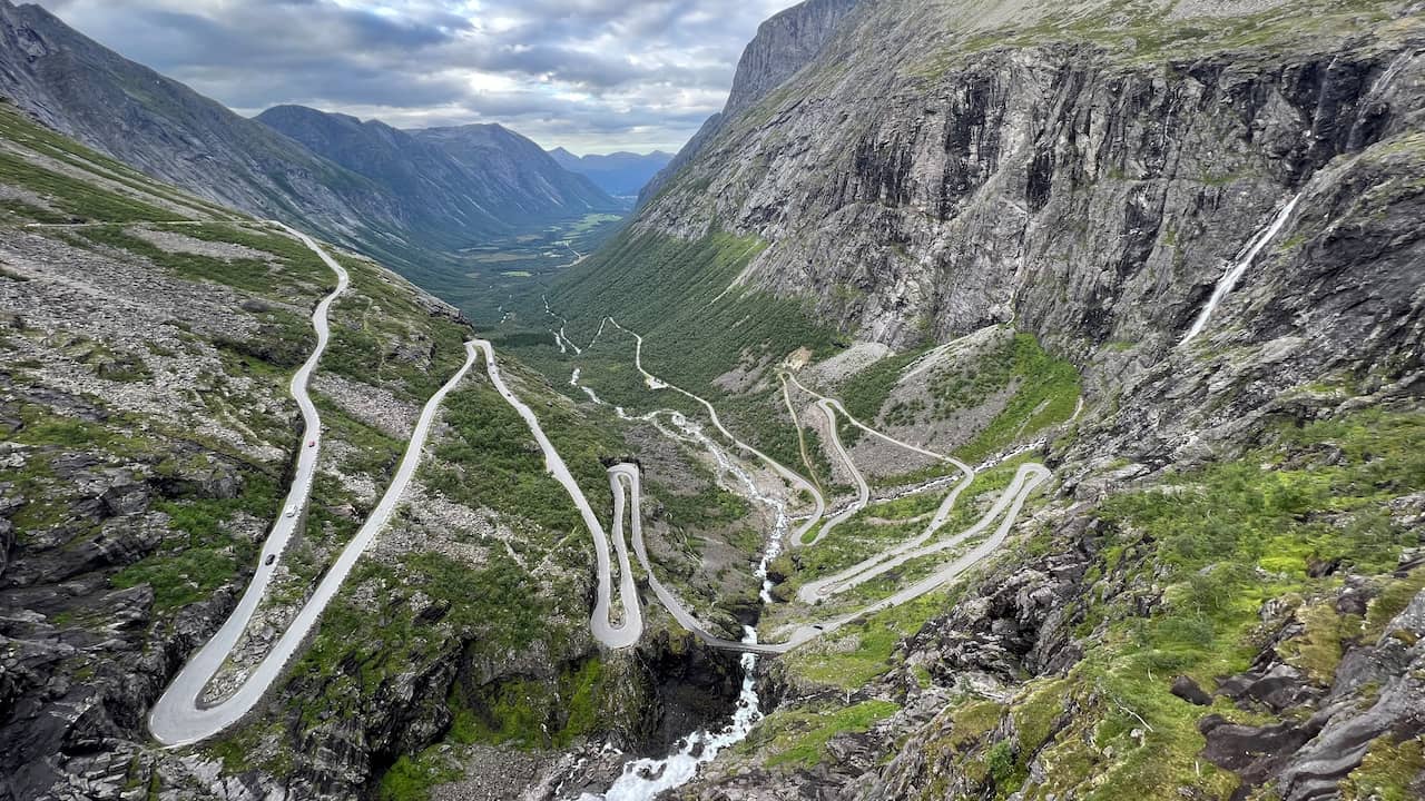 Wereldberoemde Noorse Trollstigen-route sluit rest van jaar om vallende ...