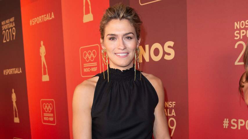 Handbalster Estavana Polman debuteert als presentatrice in Beter Laat ...