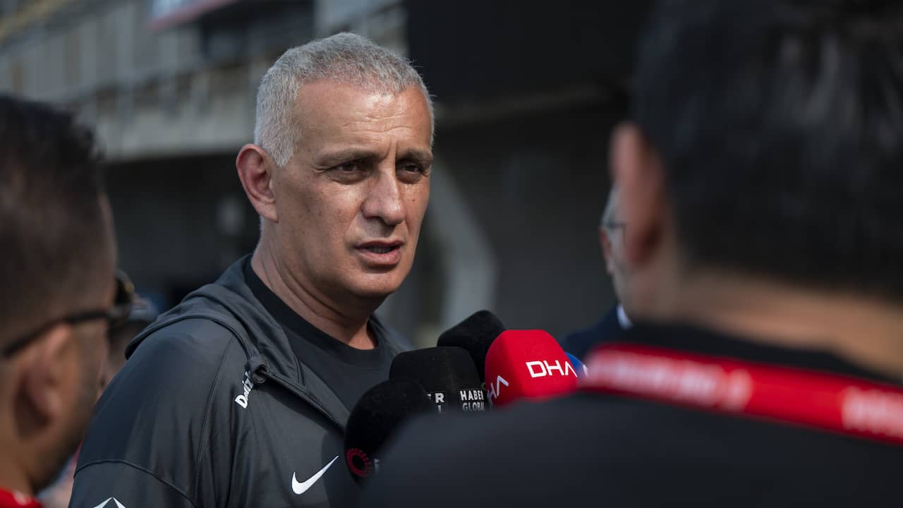 149 Turkse scheidsrechters maandenlang geschorst in groot gokschandaal ...