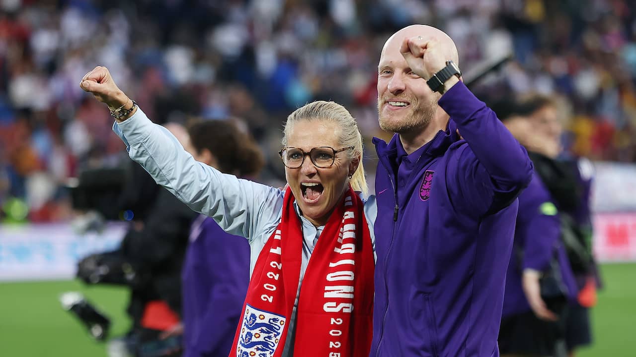 Live EK | Wiegman dolgelukkig na titelprolongatie: 'We gaan feesten ...