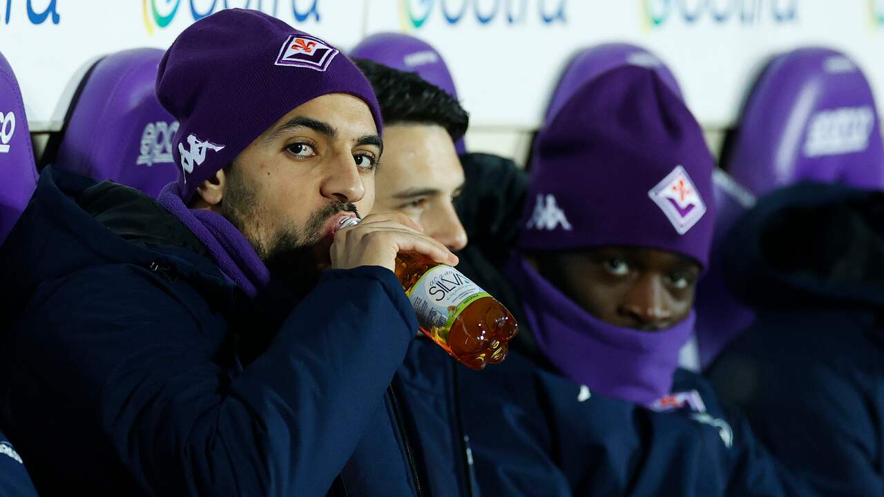 In genade aangenomen Amrabat wint met Fiorentina, goal Dessers bij ...