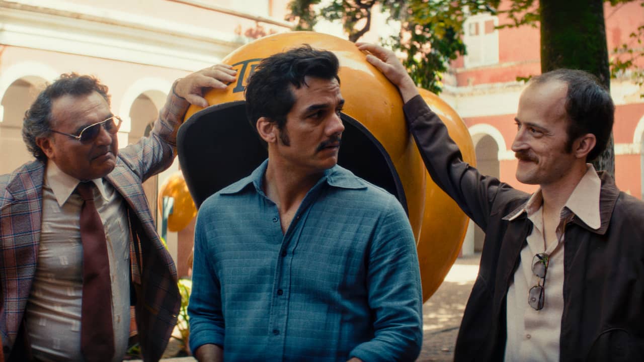 Recensieoverzicht The Secret Agent: 'Een film die je wel vijf keer kunt ...