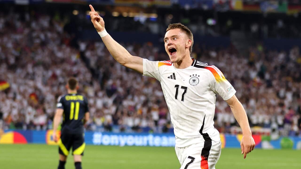 Duitsland opent EK in eigen land met klinkende zege op tiental ...