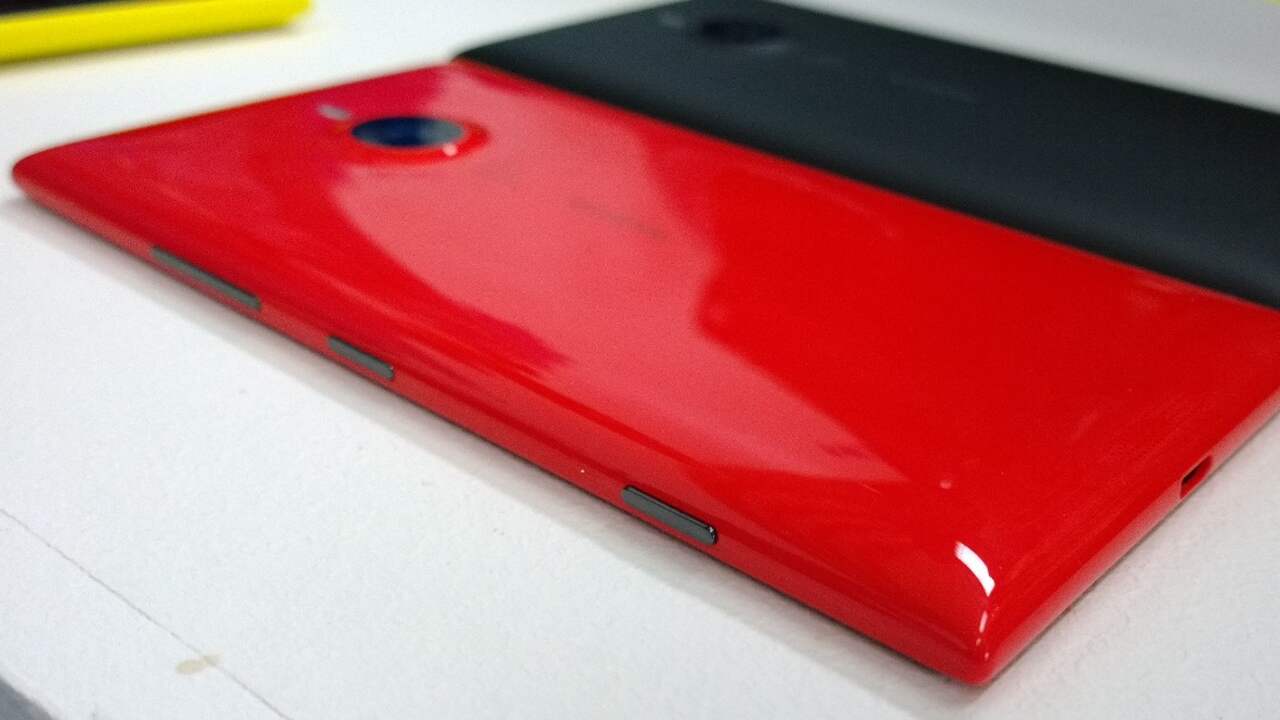 Hands-on: Nokia Lumia 1520 en 1320 groot maar elegant | Tech | NU.nl