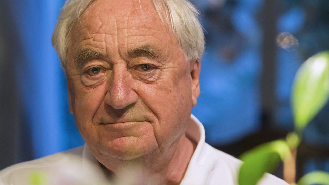 Cees Nooteboom viert verjaardag in Rijksmuseum | Boek | NU.nl