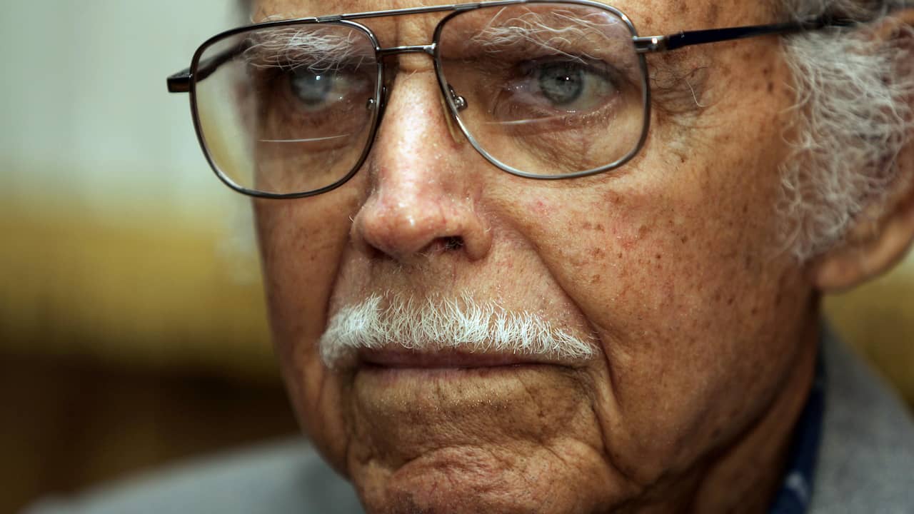 Cubaanse Castro-criticus Huber Matos (95) overleden | Buitenland | NU.nl