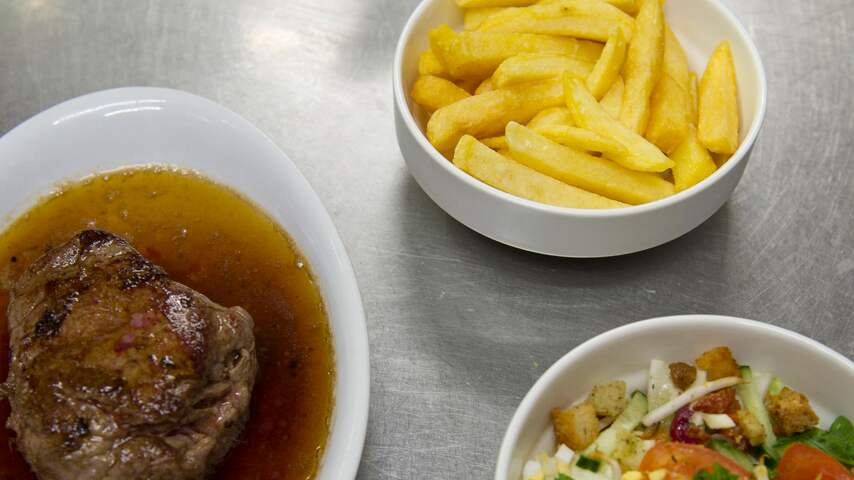 Biefstuk met friet meest populaire gerecht onder Britten | Lifestyle ...