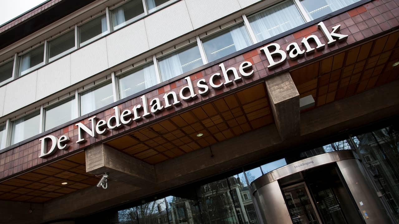 DNB laat digitale testaanvallen uitvoeren op banken | Economie | NU.nl