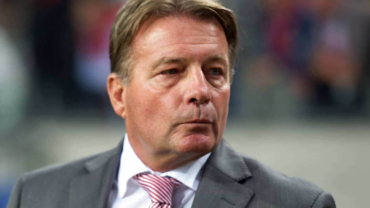 Adriaanse gaat Davids en Van Bommel opleiden tot trainer | Sport | NU.nl