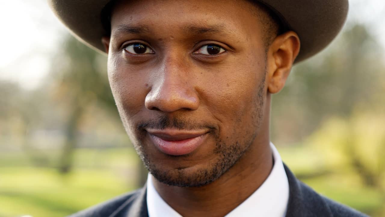 Rapper Dio schreef meer muziek na einde relatie | Media en Cultuur | NU.nl