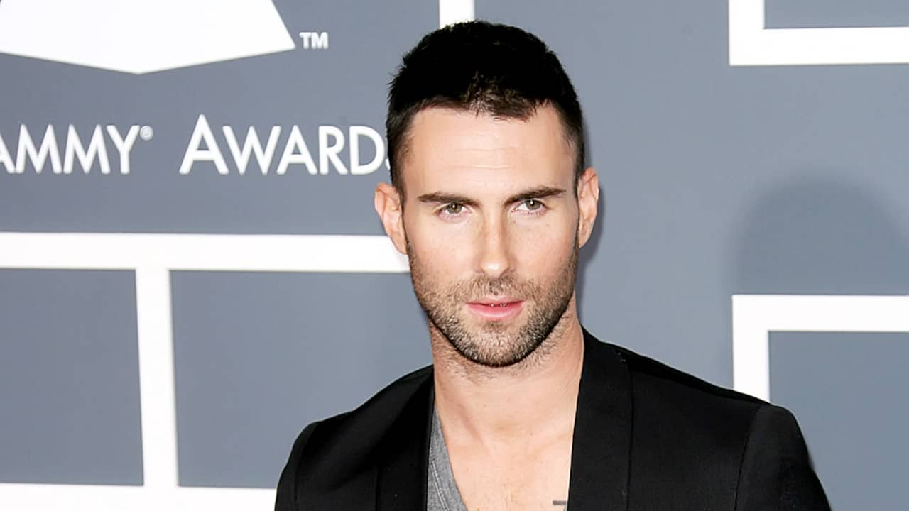 Maroon 5's Adam Levine start platenlabel | Overig | NU.nl