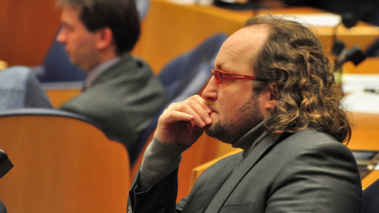 Graus verbolgen over afschaf dierenpolitie | Politiek | NU.nl