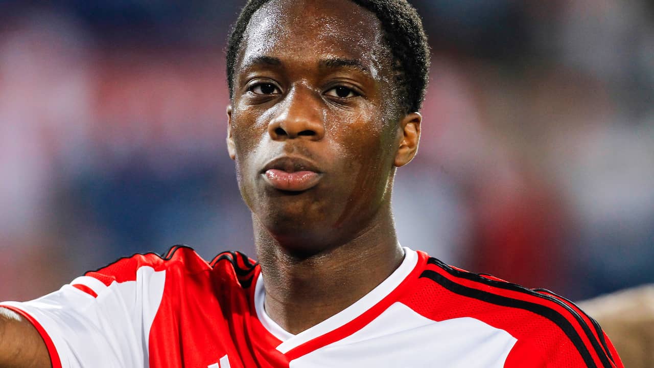 Kongolo tekent nieuw contract bij Feyenoord tot medio 2017 | Sport | NU.nl