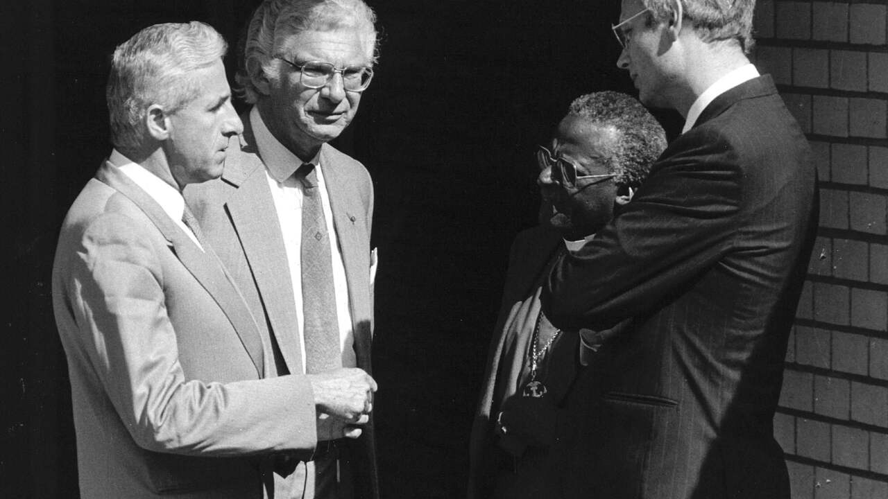 Belgische topliberaal Willy De Clercq dood | Algemeen | NU.nl