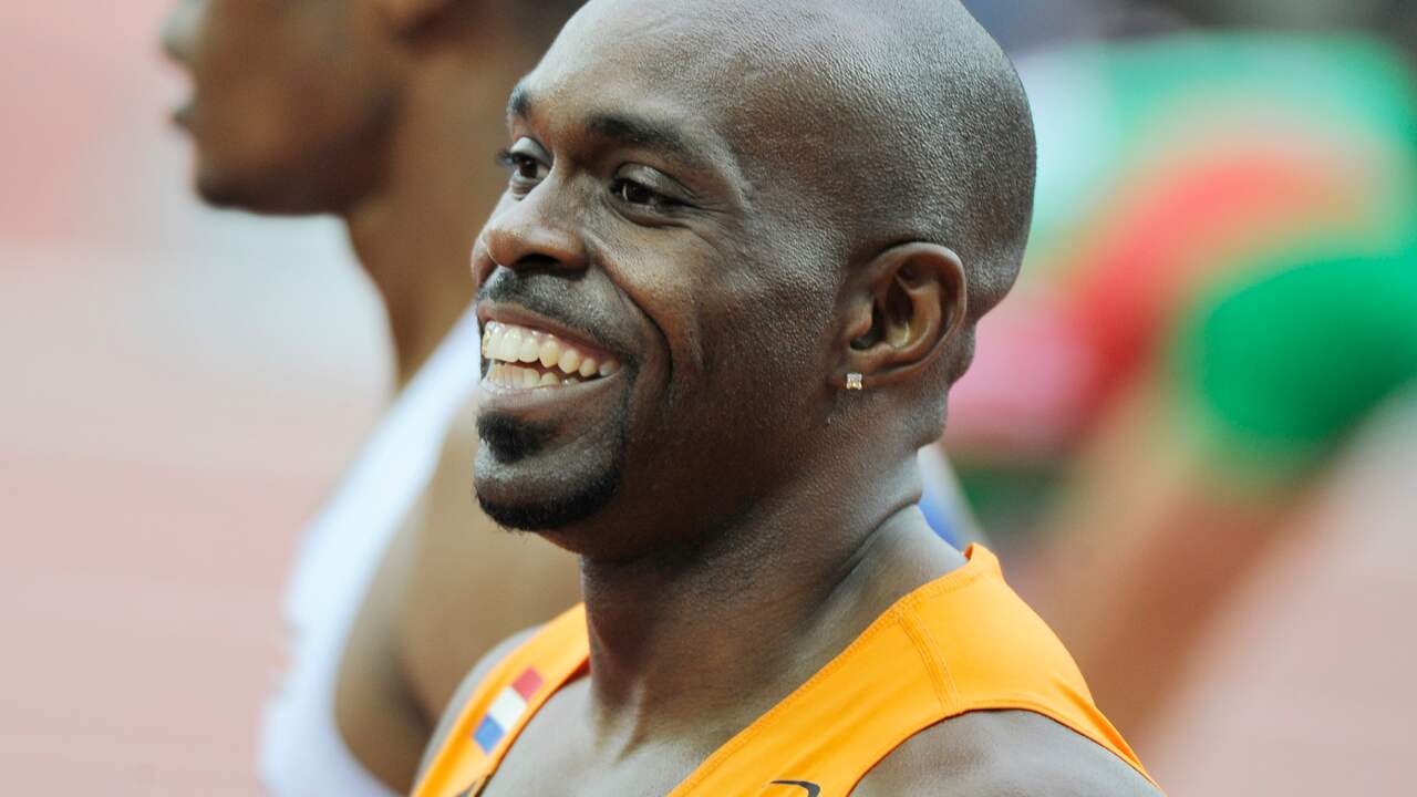 Martina naar halve finales, Sintnicolaas vierde na eerste dag EK ...