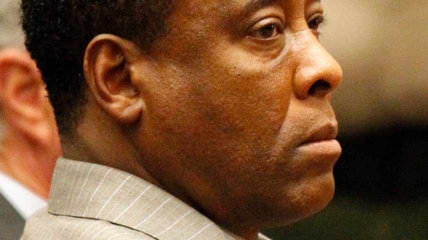 Conrad Murray waarschuwt familie Jackson 'voor laatste keer' | Overig ...