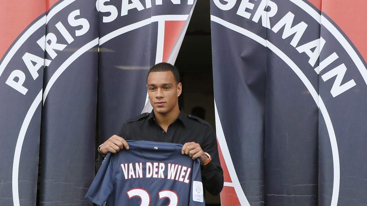 Van der Wiel gaat in Champions League debuteren voor PSG | Sport | NU.nl