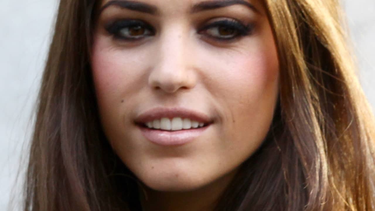 Yolanthe Sneijder uit eten met Antonio Banderas | Achterklap | NU.nl