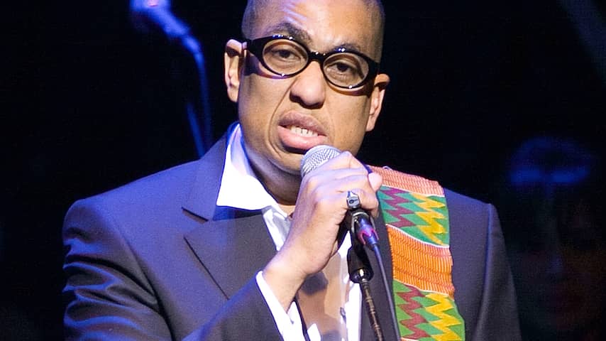 John Leerdam maakt stuk over apartheidsactiviste Winnie Mandela | Boek ...