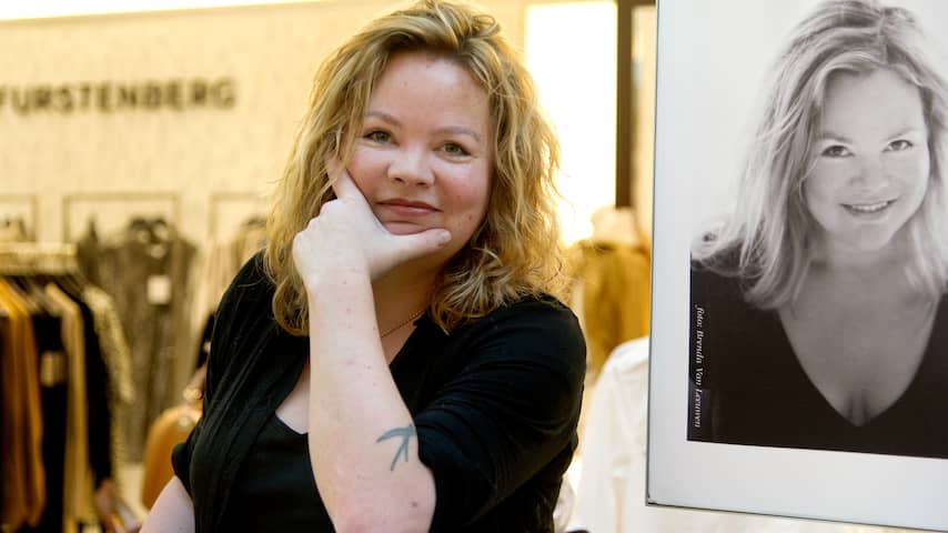 Kritiek op Sylvia Witteman na column over roman 'migrantenkind ...