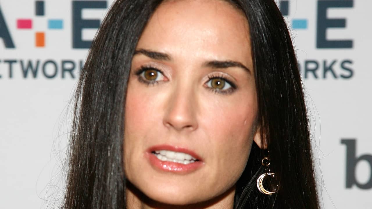 Demi Moore en Russell Brand zijn 'speciale vrienden' | Achterklap | NU.nl