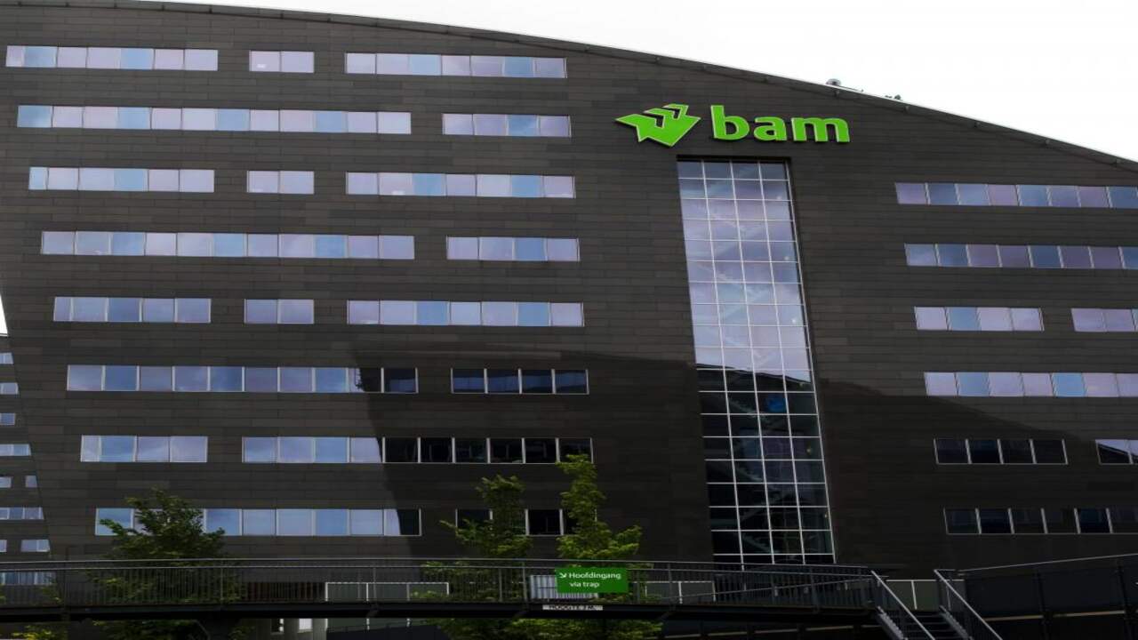 BAM-dochter legt veld aan voor EK hockey | Beurs | NU.nl