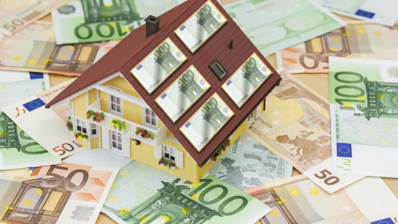 'Verplicht eigen geld bij aanschaf huis' | Geld | NU.nl