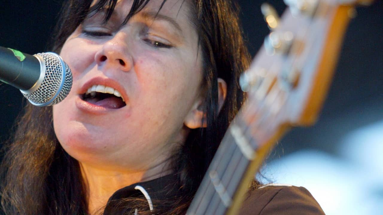 Bassiste Kim Deal stapt uit The Pixies | Overig | NU.nl