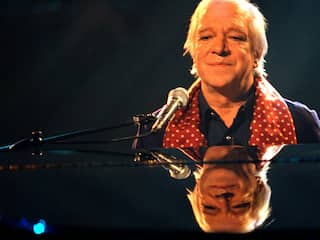 Liesbeth List mist Ramses Shaffy en echtgenoot 'nog elke dag' | Media ...