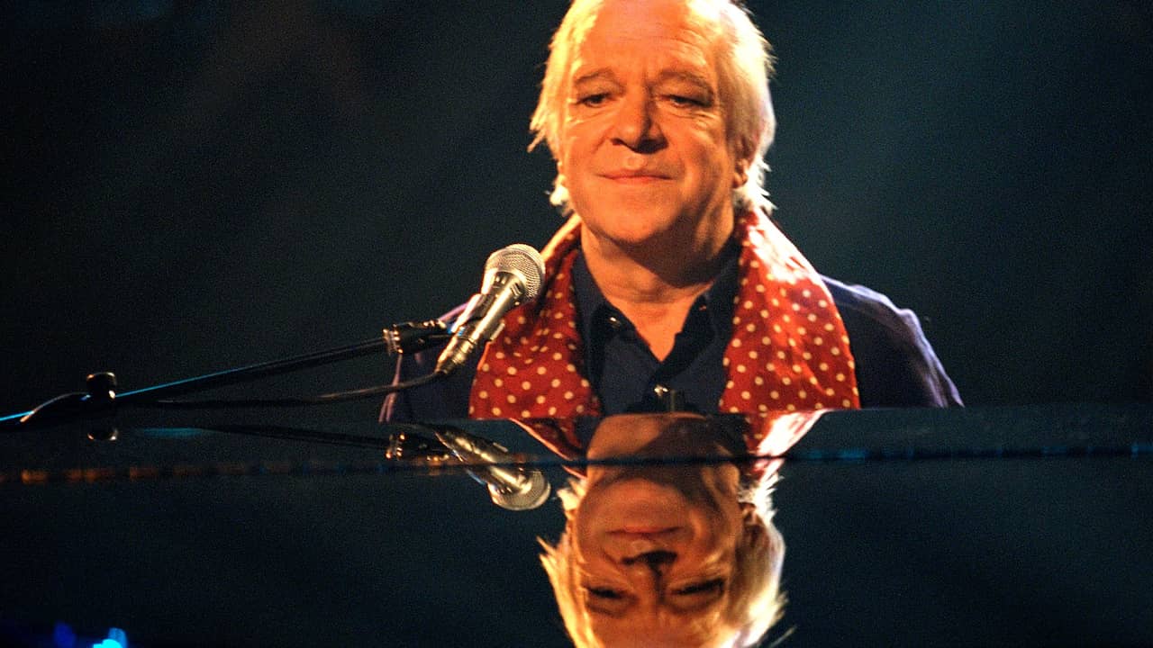 Overzicht: Vijf jaar na de dood van Ramses Shaffy | Media en Cultuur ...