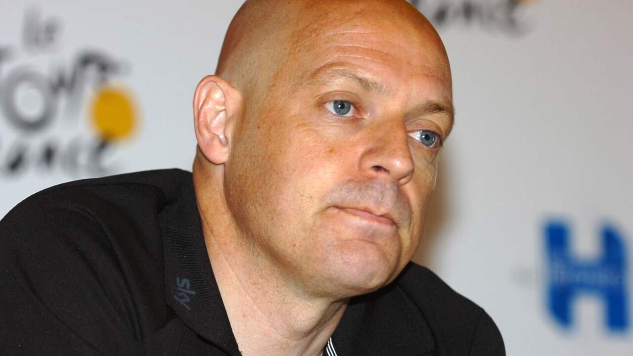 Sky-baas Brailsford uit kritiek op UCI wegens licentie Astana | Sport ...