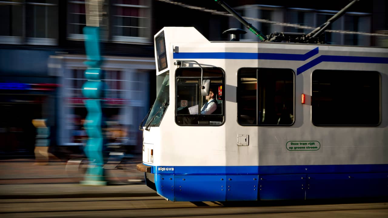 Tram vervangt bus 15 tussen Sloterdijk en Zuid gedeeltelijk | Amsterdam ...