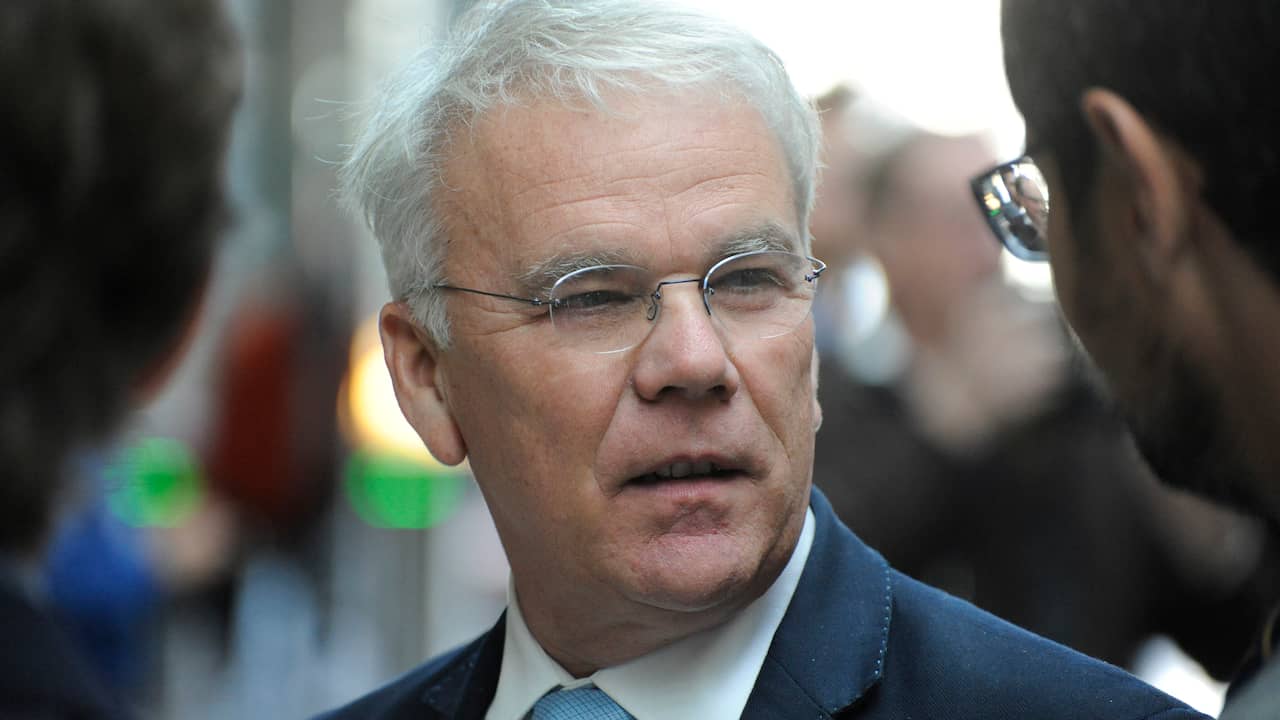 Norbert Klein begint Vrijzinnige Partij | Politiek | NU.nl
