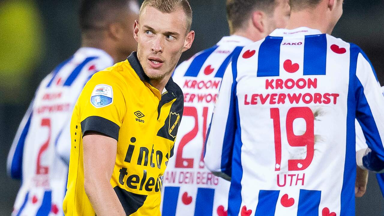 Aanklager onderzoekt felle kritiek De Kamps op arbitrage | Sport | NU.nl