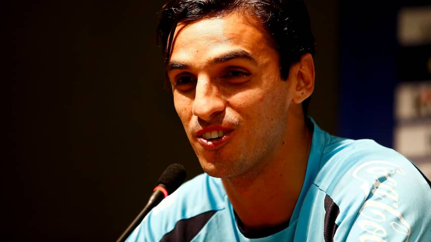 FIFA blokkeert transfer Ruiz van Fulham naar Levante | Sport | NU.nl