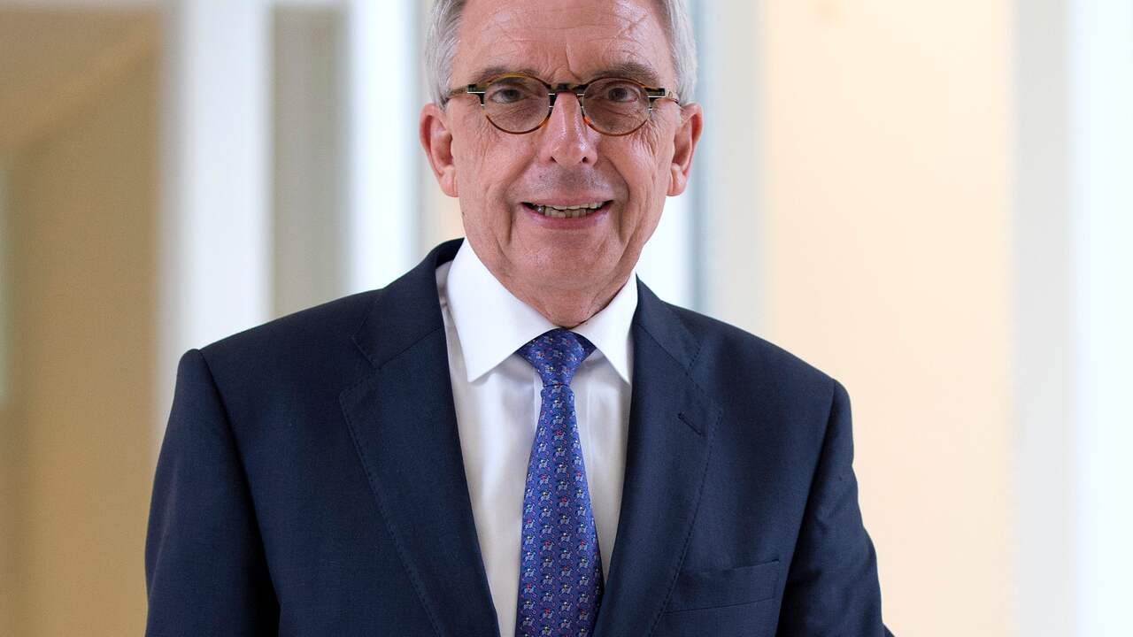 Oud-politicus Jos van Rey blijft geroyeerd als VVD-lid | Politiek | NU.nl