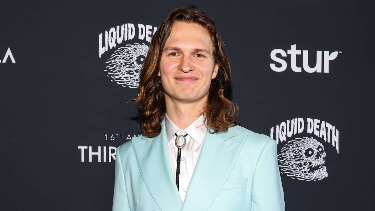 Acteur Ansel Elgort voor het eerst vader geworden: 'Geweldig en ...