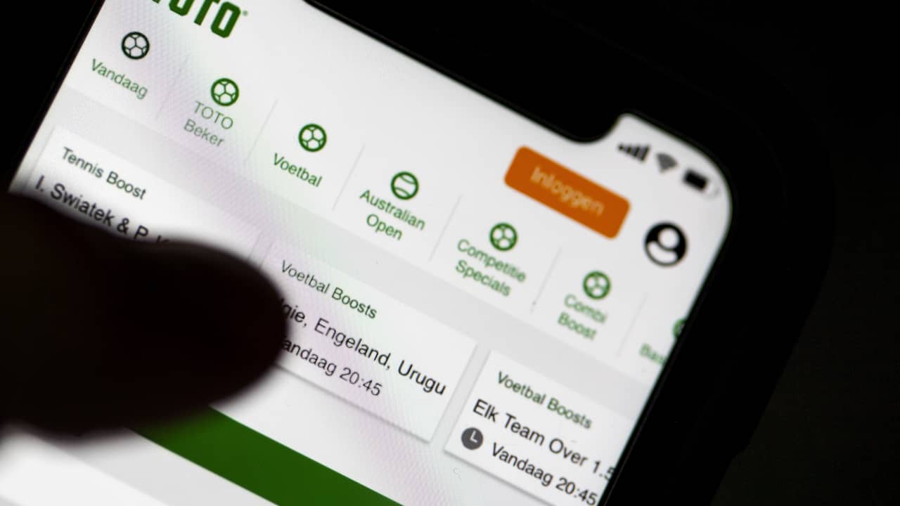 We vergokten afgelopen jaar 6,5 miljard euro bij de Nederlandse Loterij ...