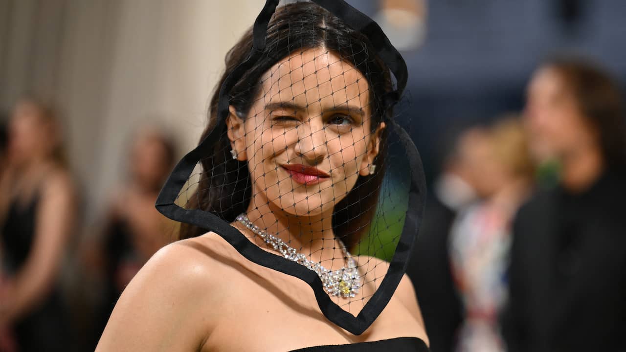 Rosalía brengt nieuw album LUX op 7 november uit | Media en Cultuur | NU.nl