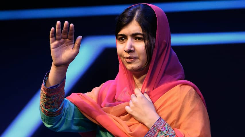 Nobelprijswinnares Malala weer terug in Pakistan na moordaanslag ...