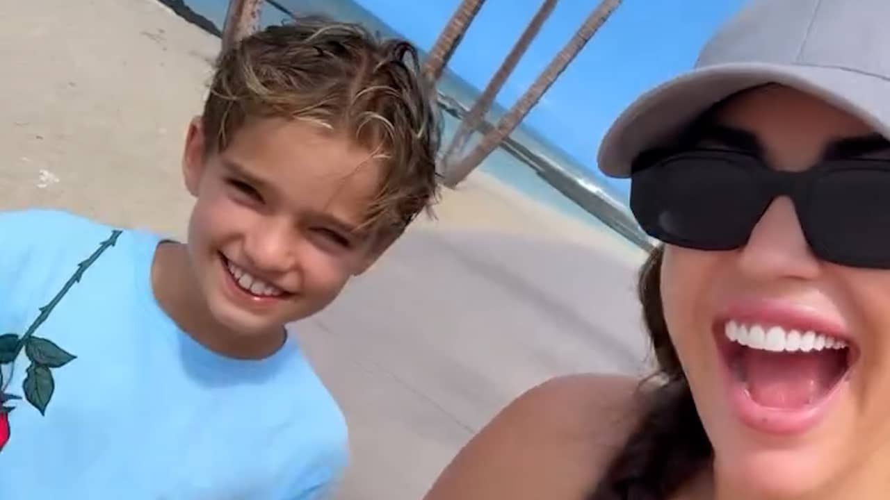 Yolanthe trots op zoon Xess Xava na knipbeurt: 'Klein shockje' | NU.nl