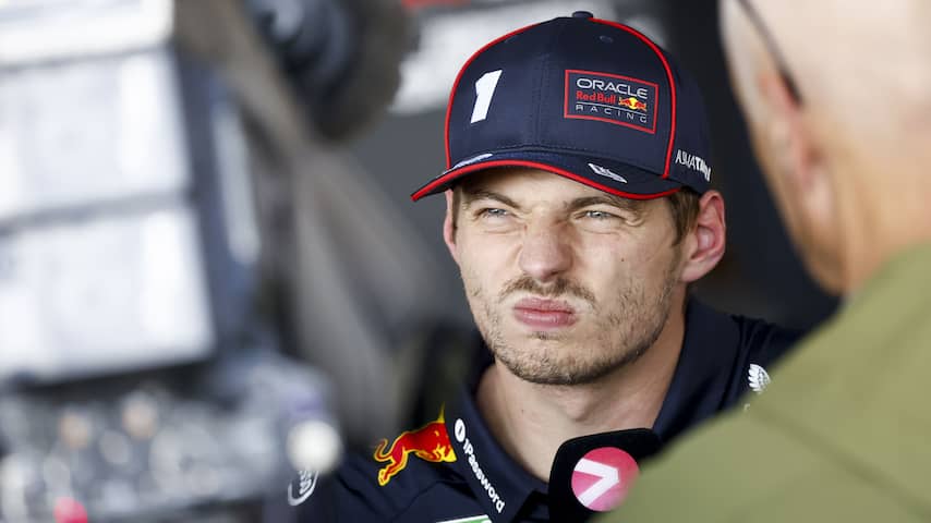 Verstappen zag de Engelse weersvoorspelling en wist dat het lastig zou ...