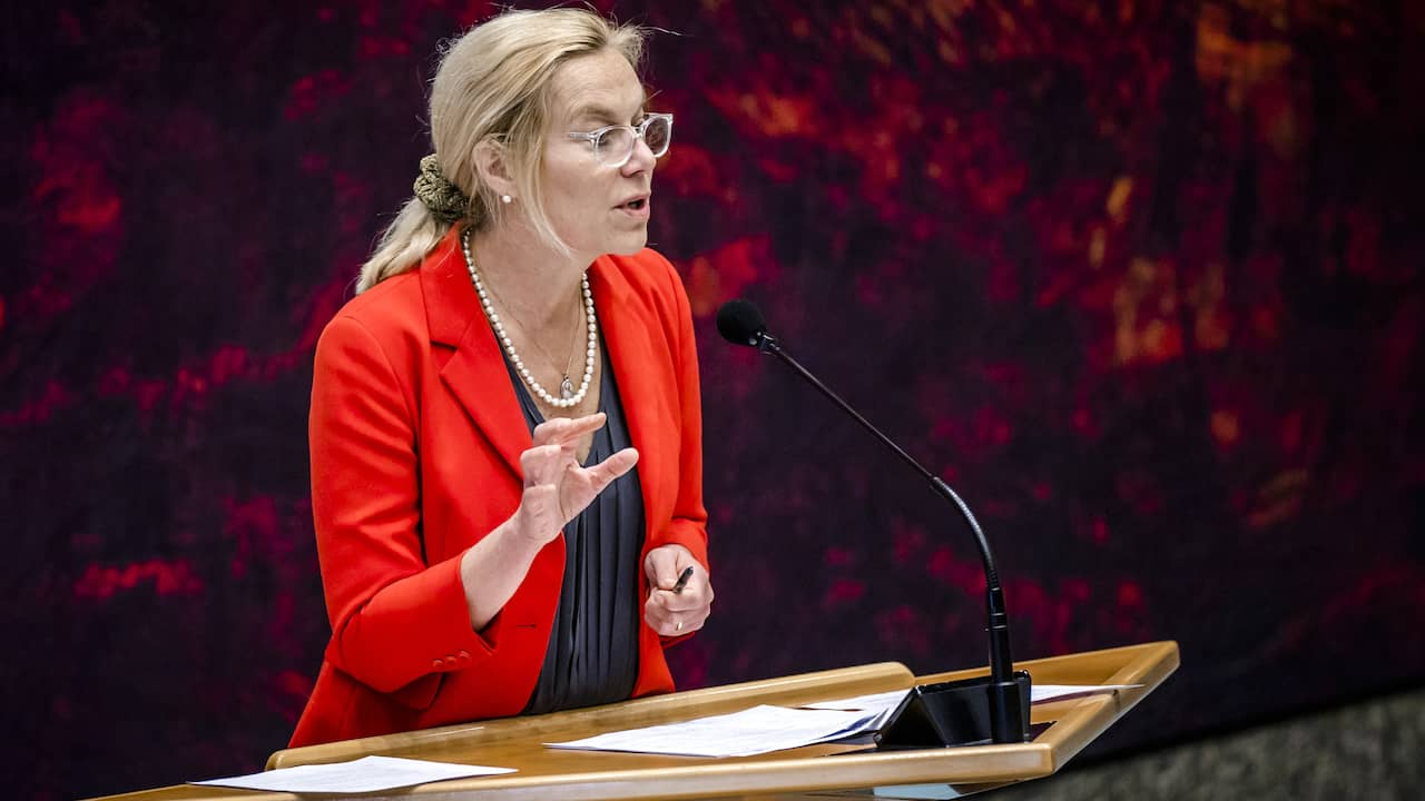 Hamer officieel aangesteld als nieuwe informateur - NU.nl